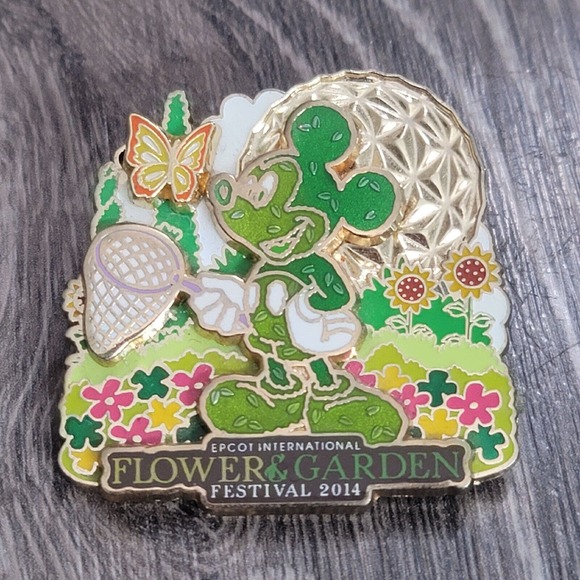 Disney | Other | Disney Epcot International Flower And Garden Festival ...